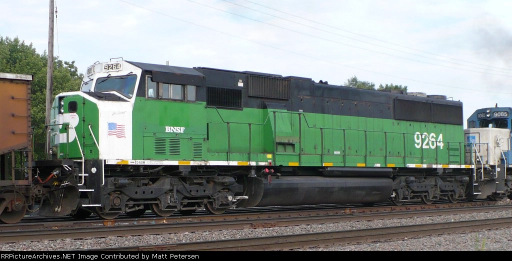 BNSF 9264